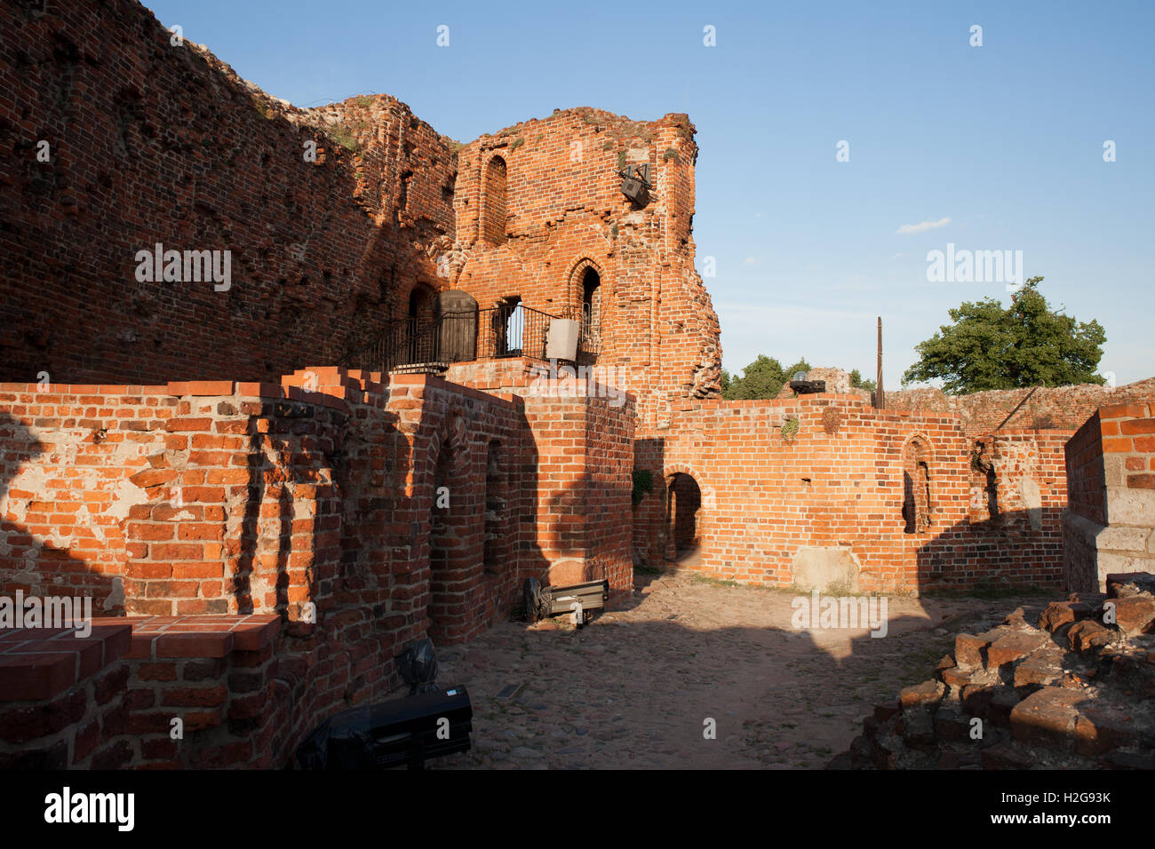 Medieval fortification hi-res stock photography and images - Alamy