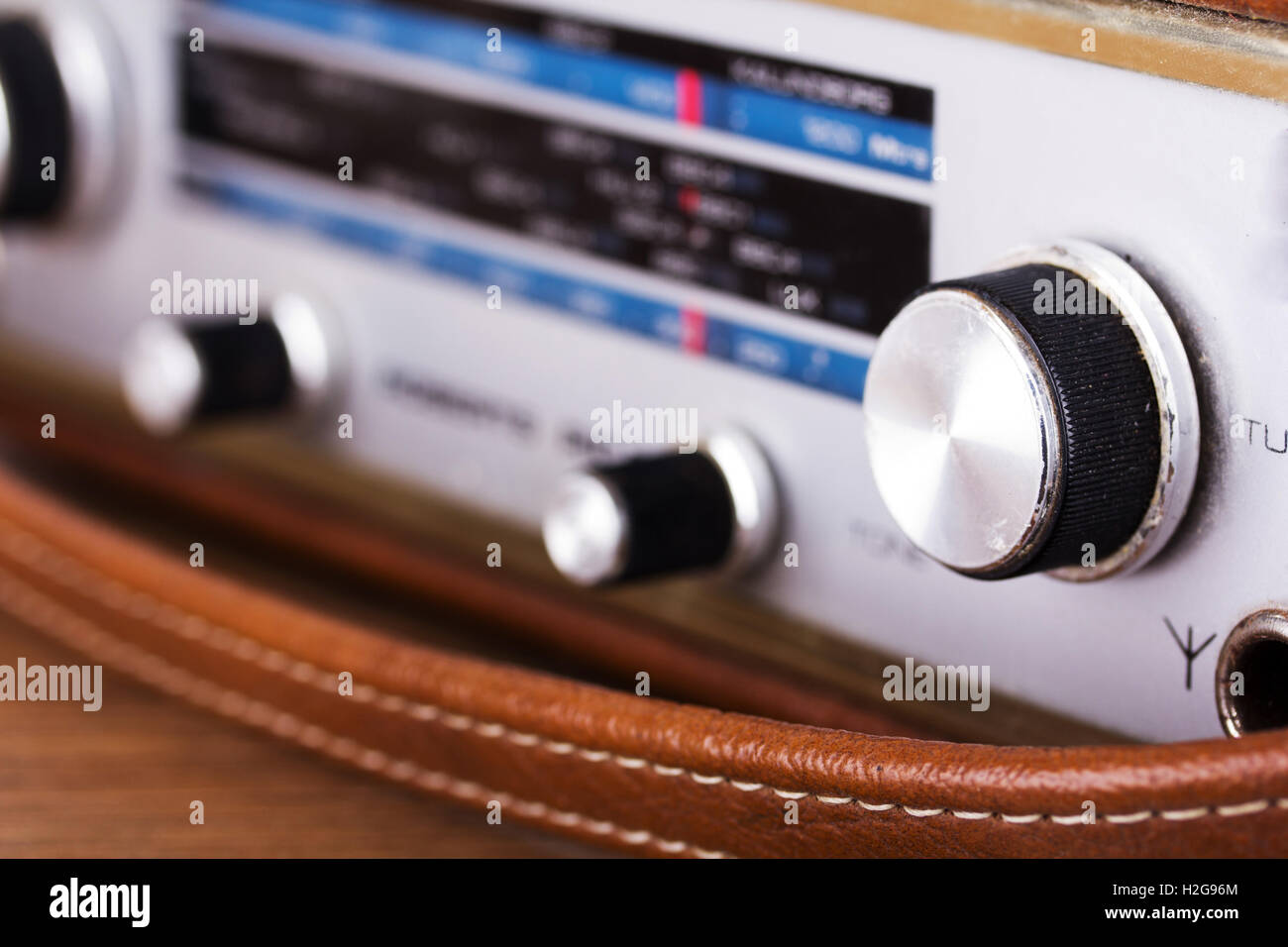 Radio dial close up hi-res stock photography and images - Alamy