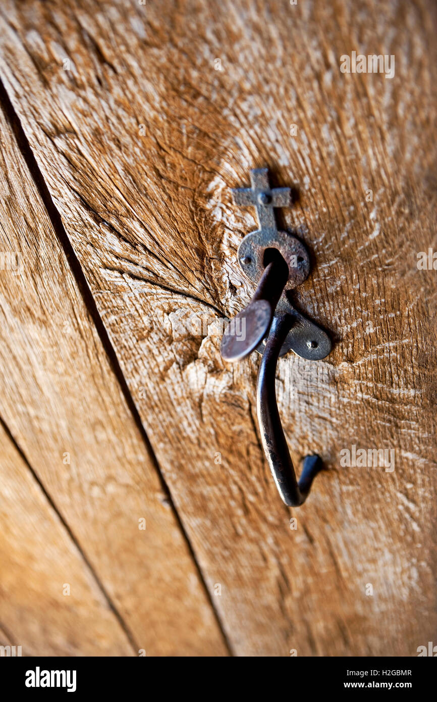 Medieval door lock hi-res stock photography and images - Alamy