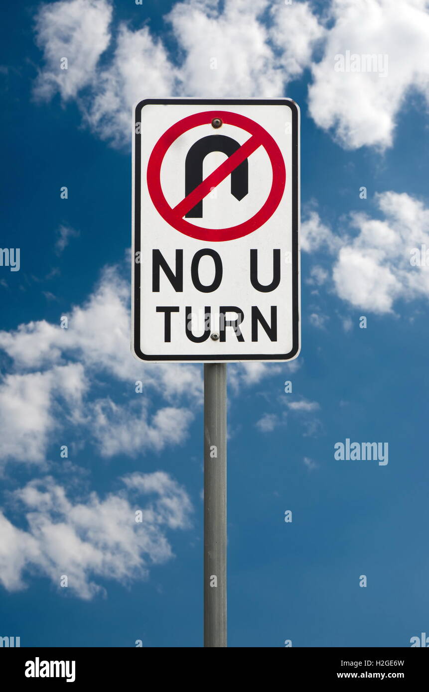 Blank green highway road signs hi-res stock photography and images - Alamy