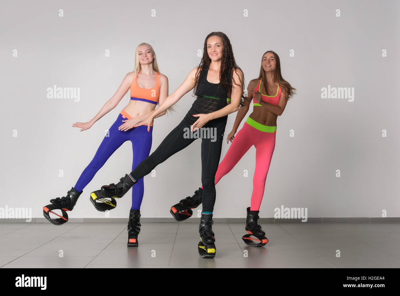 Gymnastics group girl jump hi-res stock photography and images - Alamy
