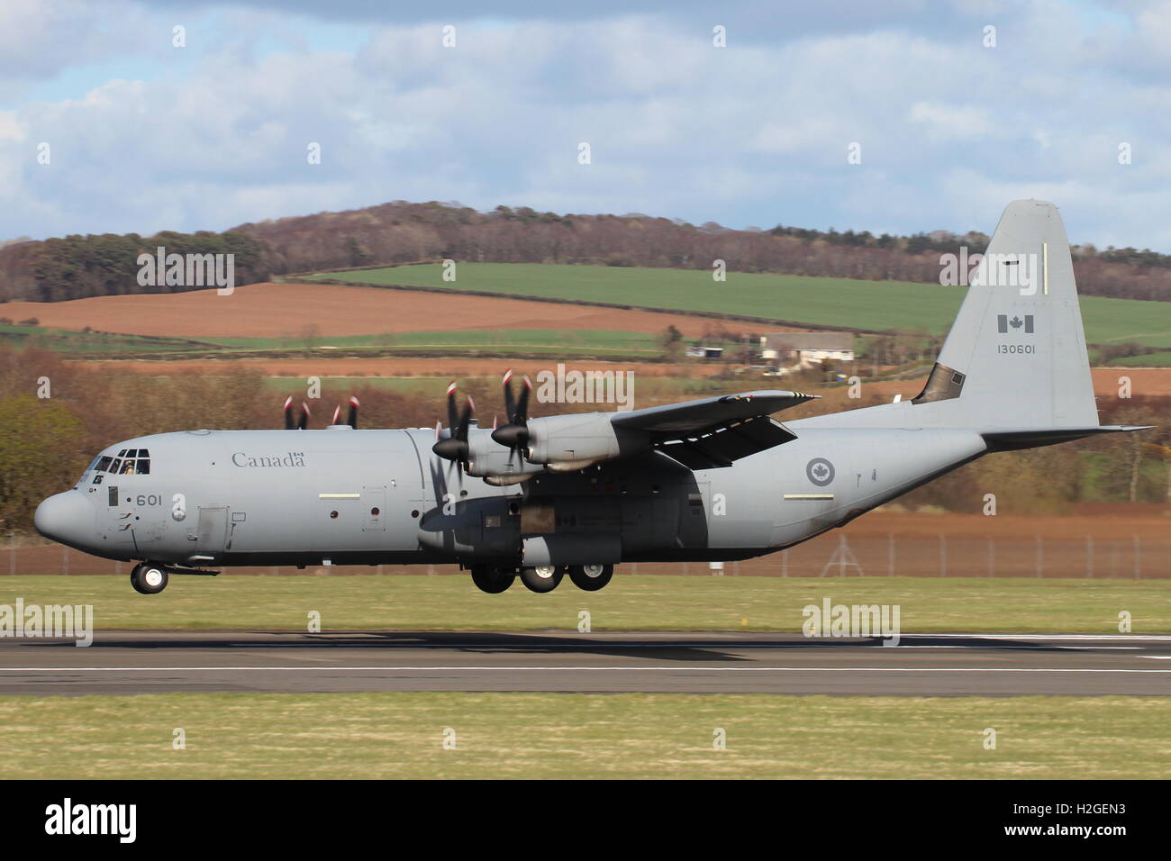 Lockheed martin cc 130j hercules hi-res stock photography and images ...