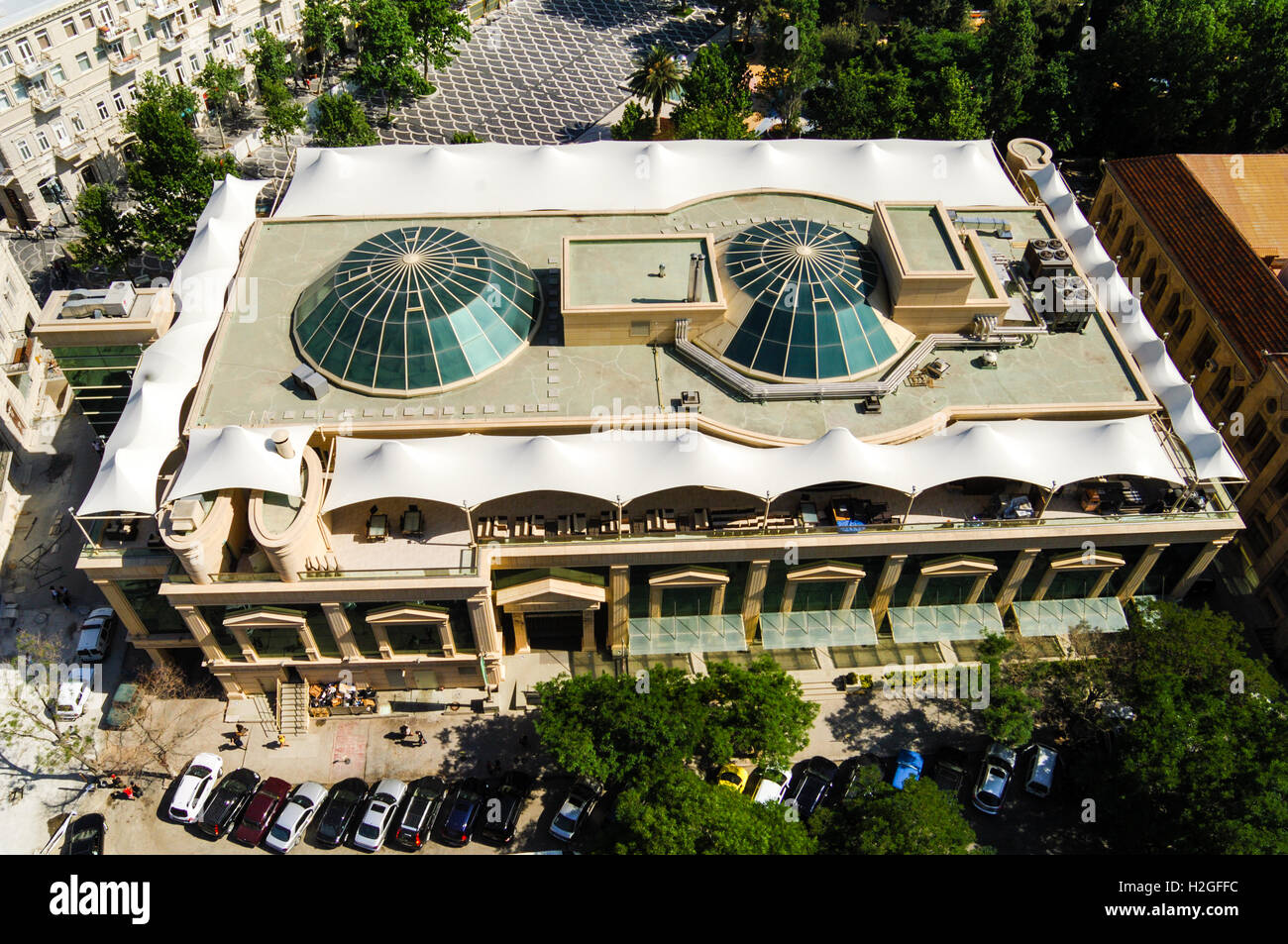 Azerbaijan, Baku. Baku city view. Large building Stock Photo - Alamy