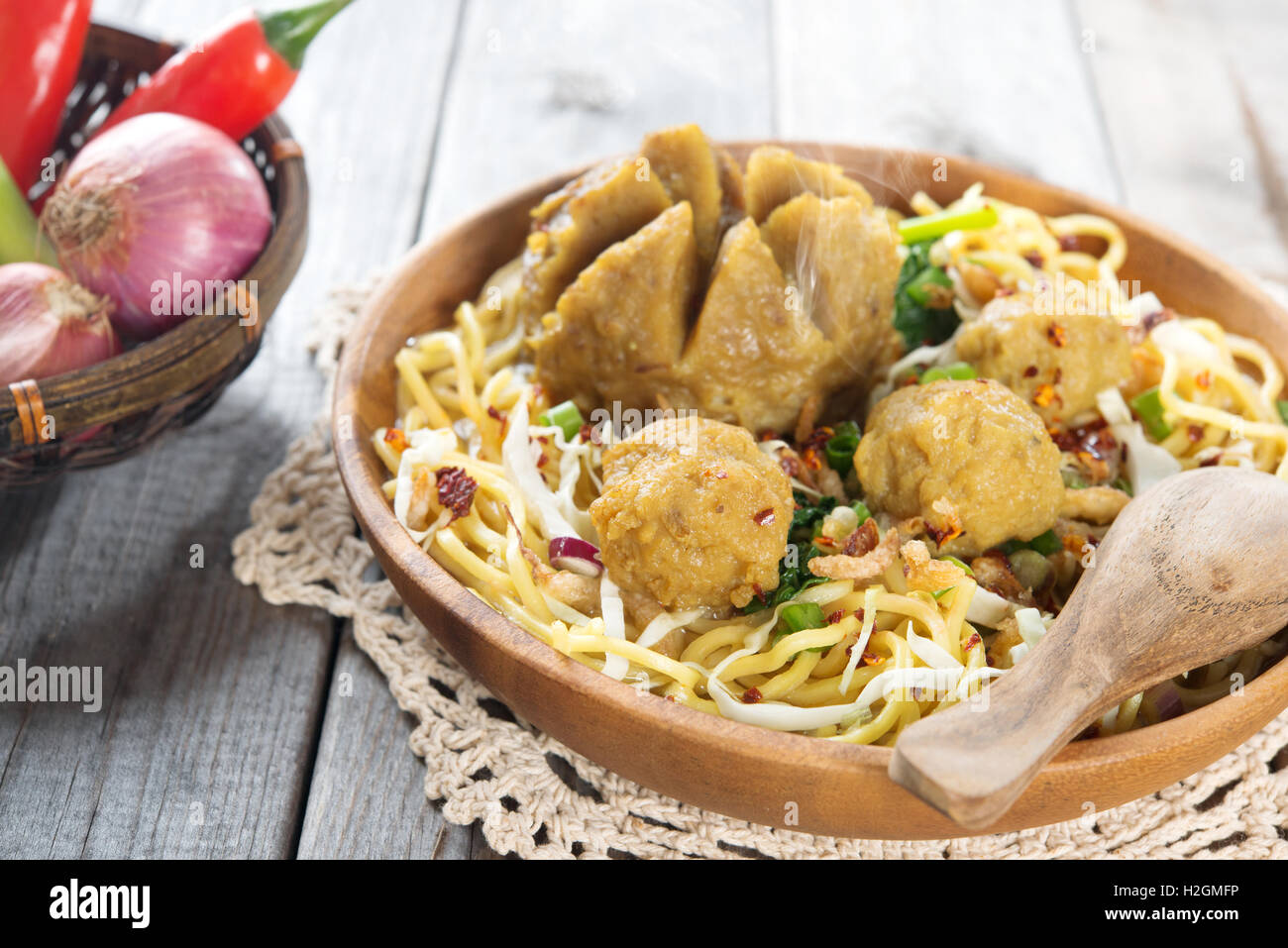 Traditional Indonesian meatball noodles Stock Photo - Alamy