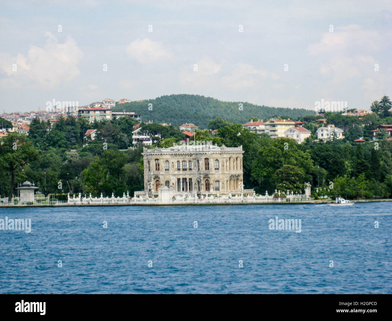 Bosphorus Istanbul Historical Building Stock Photo - Alamy