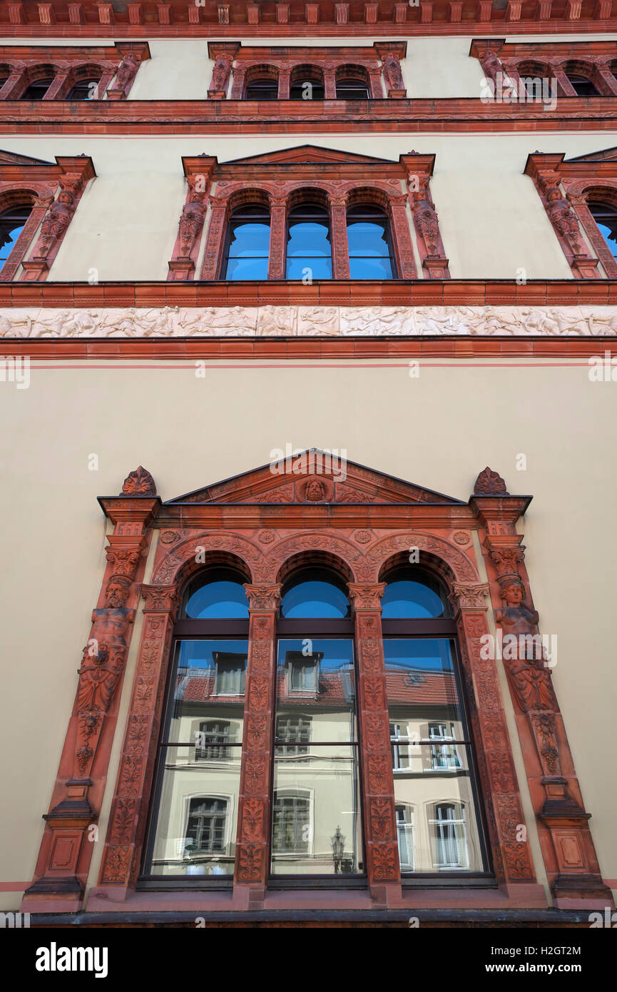 Renaissance windows hi-res stock photography and images - Alamy