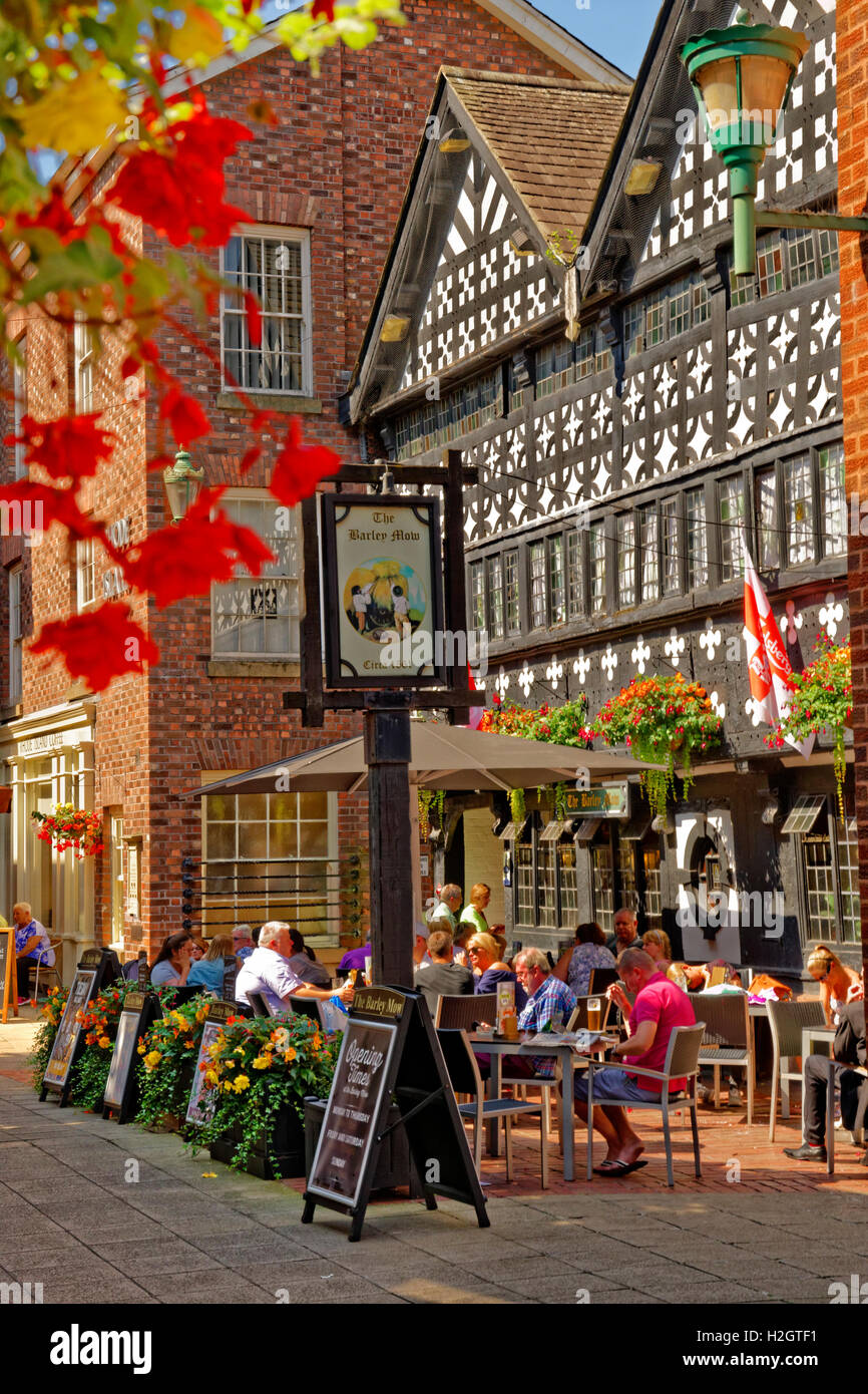 Barley mow inn hi-res stock photography and images - Alamy