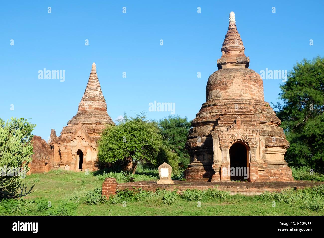 Bagan temple - Inle Lake Stock Photo - Alamy