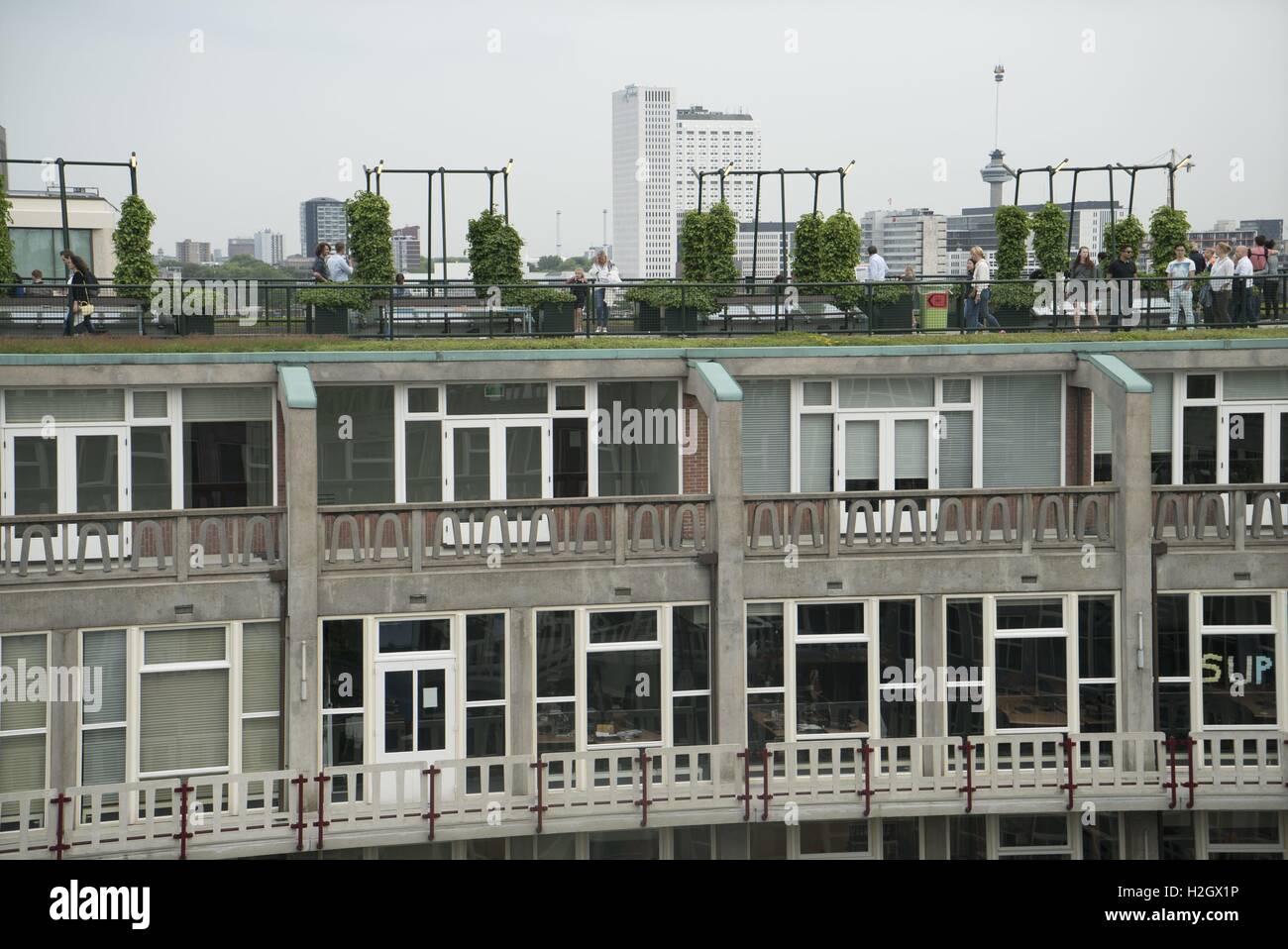 Rebuilding after war hi-res stock photography and images - Alamy