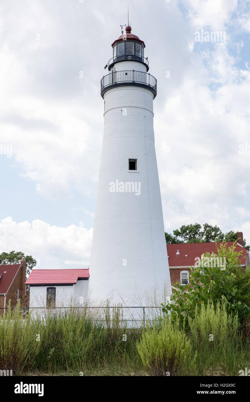 Michigan's very first lighthouse: Fort Gratiot Lighthouse ( height 26m ...