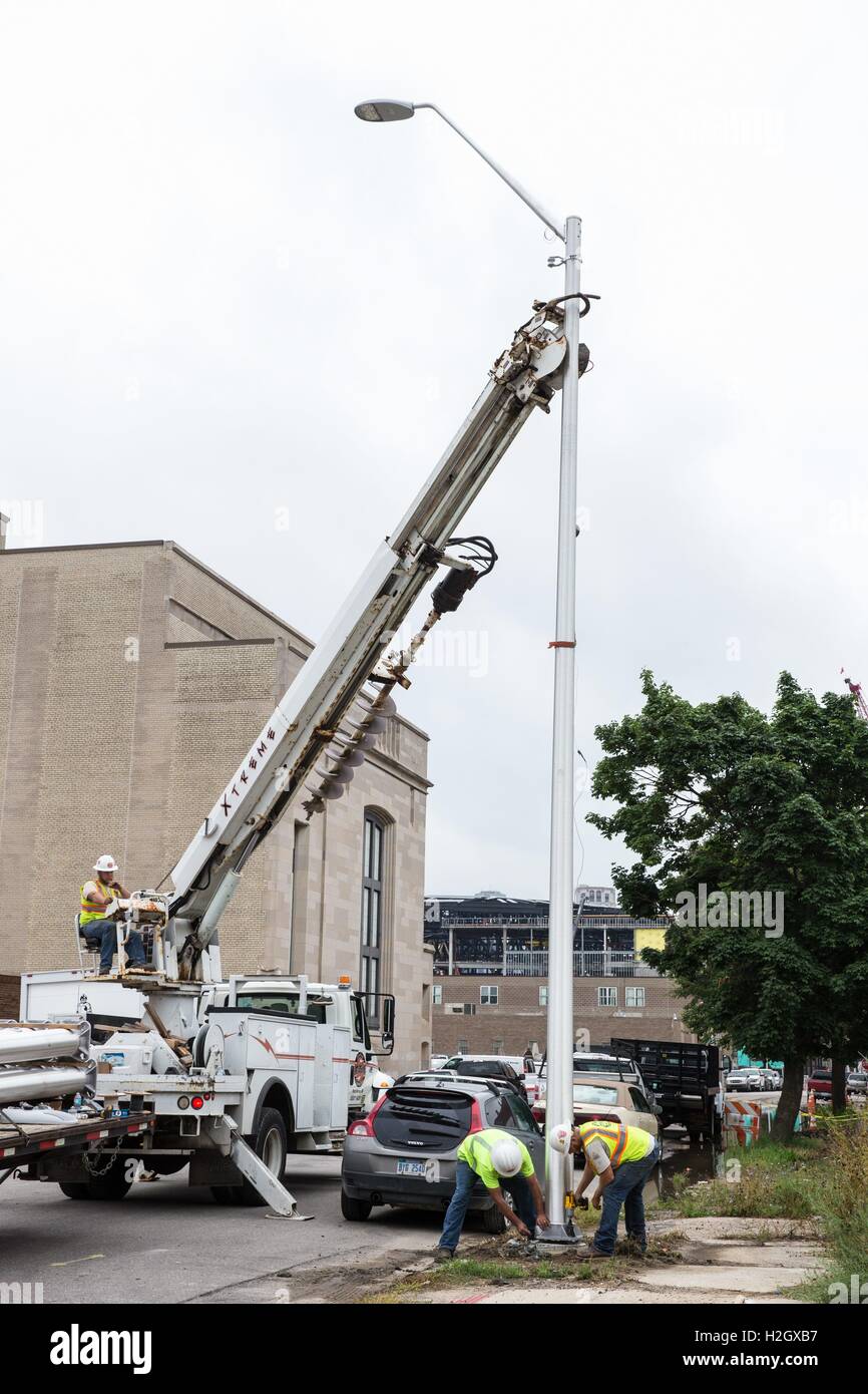 New LED street lights for the neighborhoods make Detroit safer, USA ...