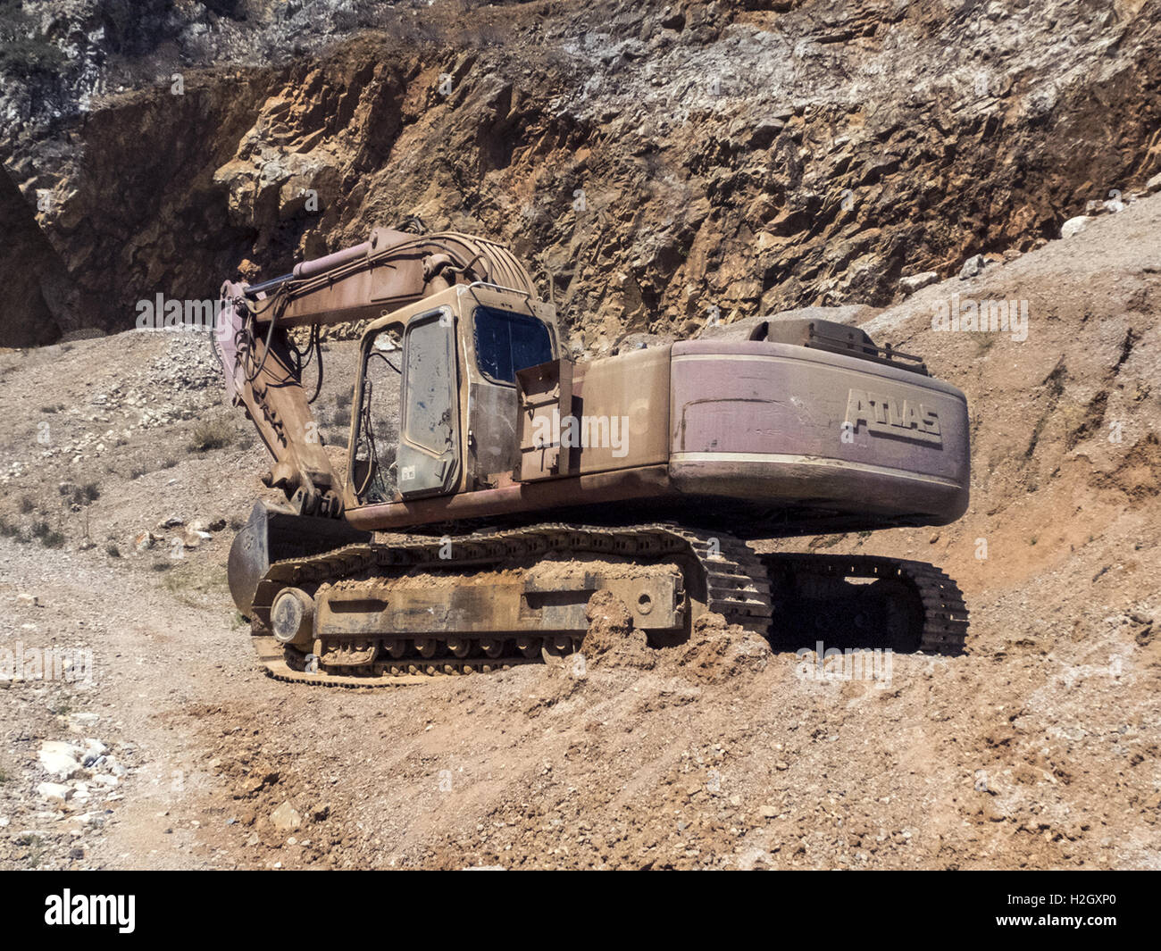Disused Atlas Digger Stock Photo - Alamy