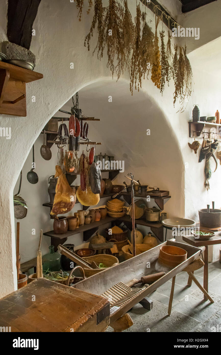 Traditional German Kitchen Design