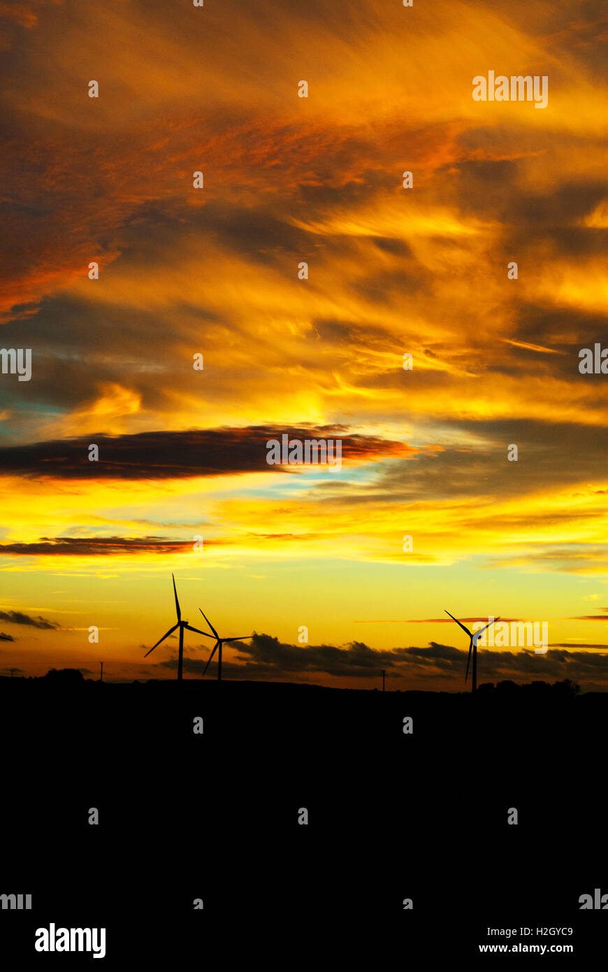 Sunset wind turbine hi-res stock photography and images - Alamy