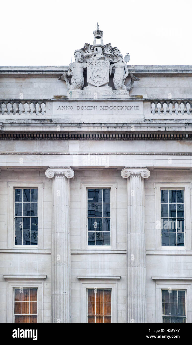 Fishmonger's hall london hi-res stock photography and images - Alamy