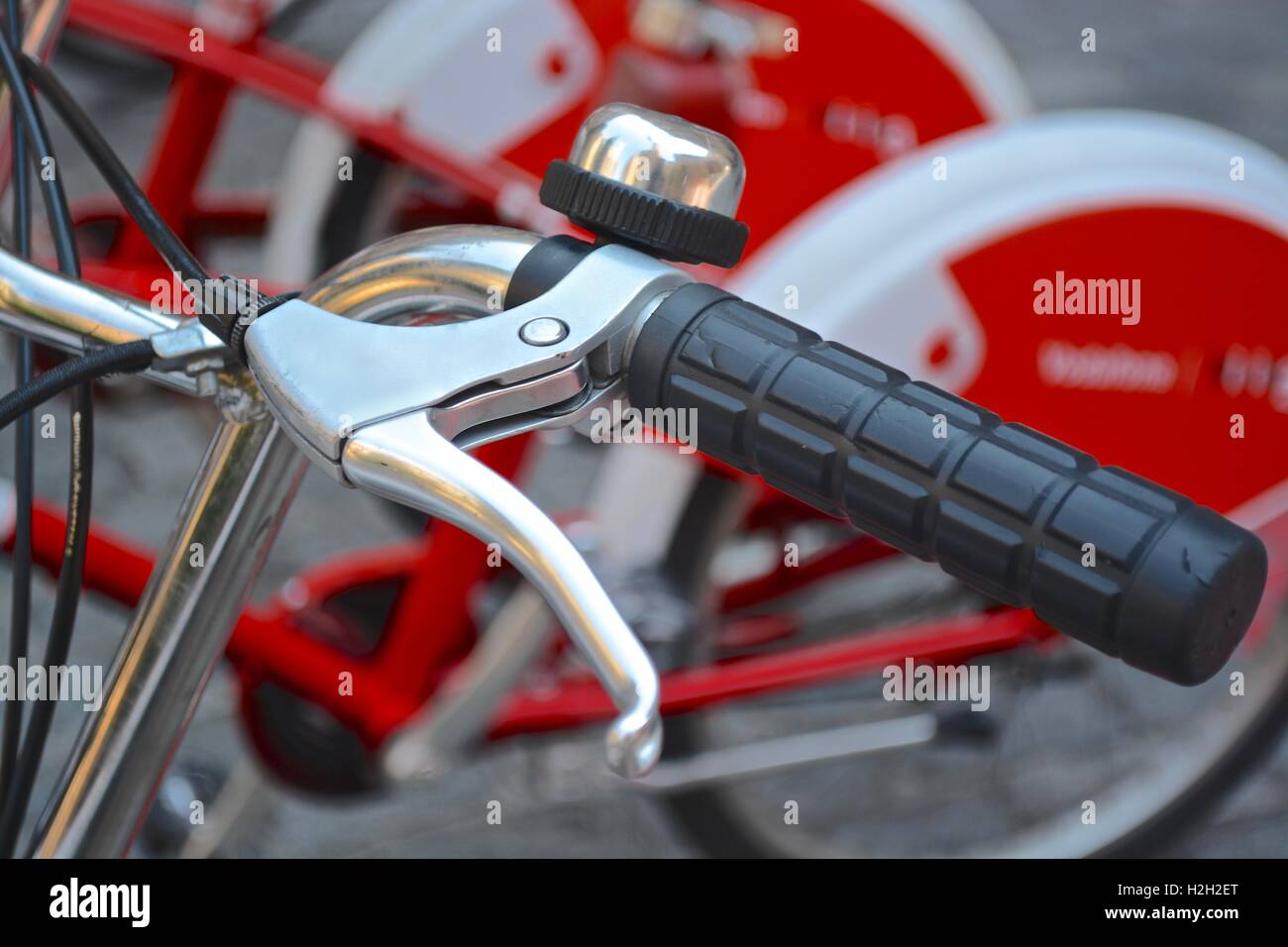 Red bikes hi-res stock photography and images - Alamy