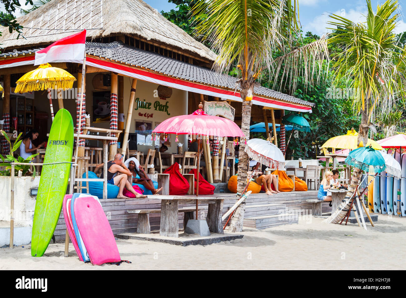 Free surf hi-res stock photography and images - Alamy