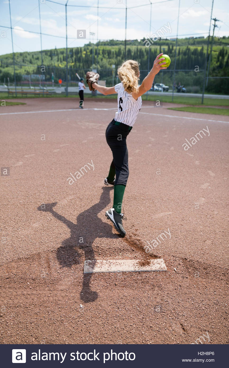 Girl baseball pitch hi-res stock photography and images - Alamy