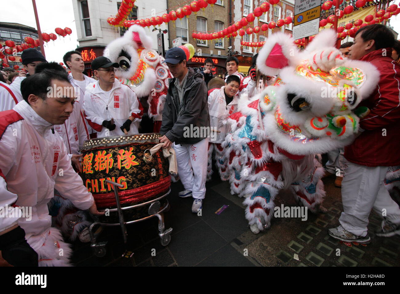 Lion dance performance by Hup Ching Lion Dance Troupe during Chinese ...