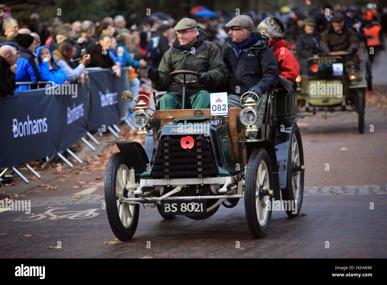 Panhard et Levassor veteran car (1901) during the start of London to ...