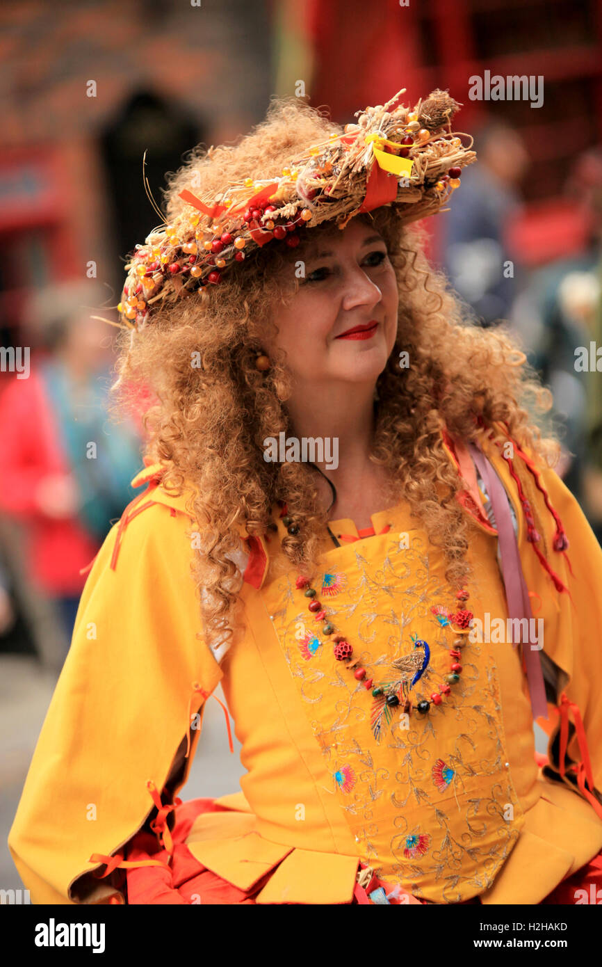 London head dresses hi-res stock photography and images - Alamy