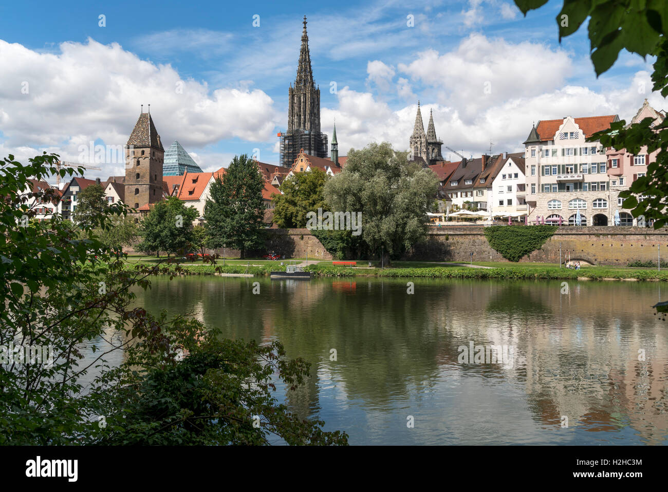 cityscape with danube river and the Ulm Minster, Ulm, Baden-Württemberg ...