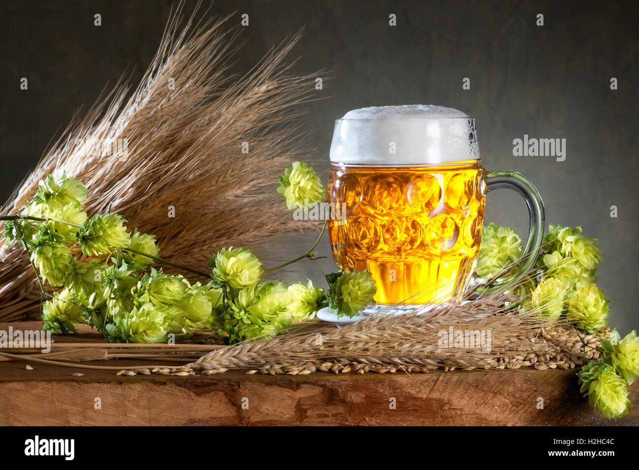 beer glas and raw material for beer production Stock Photo - Alamy