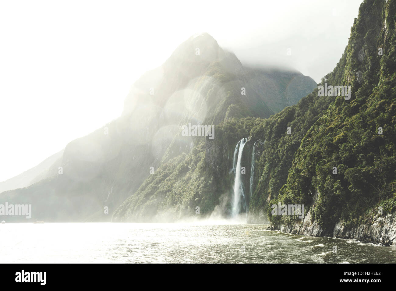 Stirling Falls, Milford Sound, Fiordland, South Island of New Zealand ...
