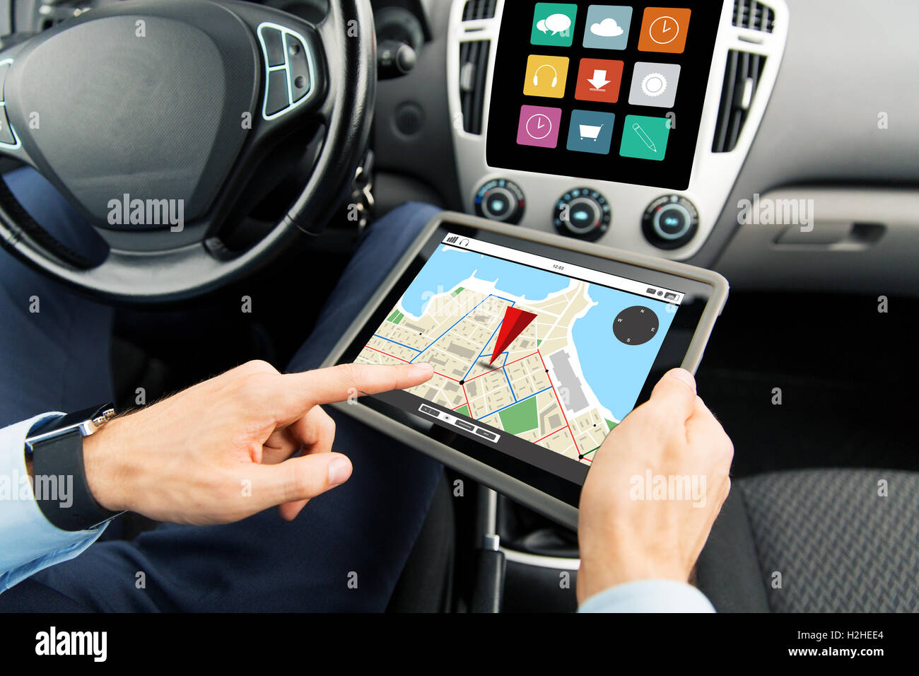 Tablet car map hi-res stock photography and images - Alamy