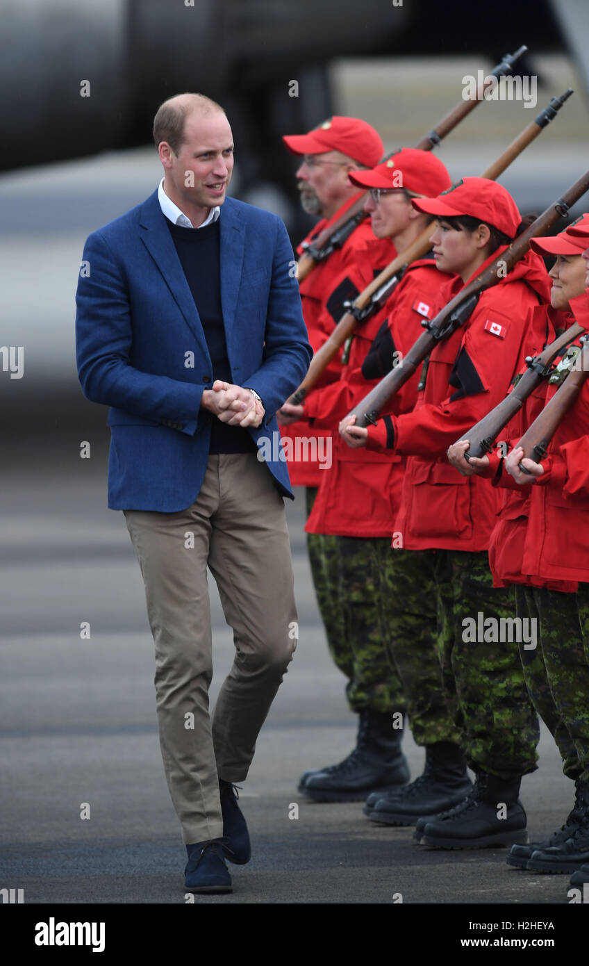 The Duke of Cambridge meets Canadian Rangers as he arrives with the ...