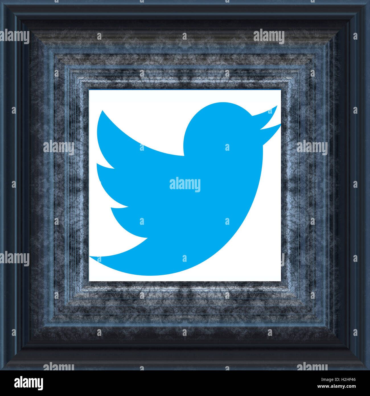 Twitter logo framed Stock Photo - Alamy