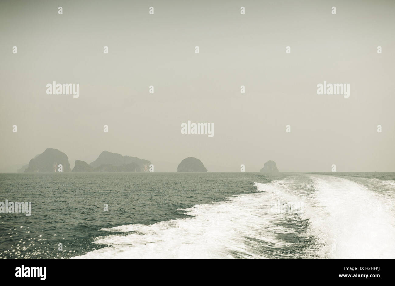 ocean view from board of sailing boat or yacht Stock Photo - Alamy