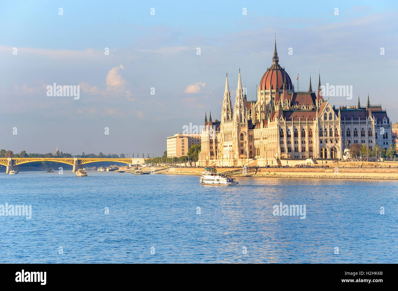 Hungarian parliament from pest hi-res stock photography and images - Alamy