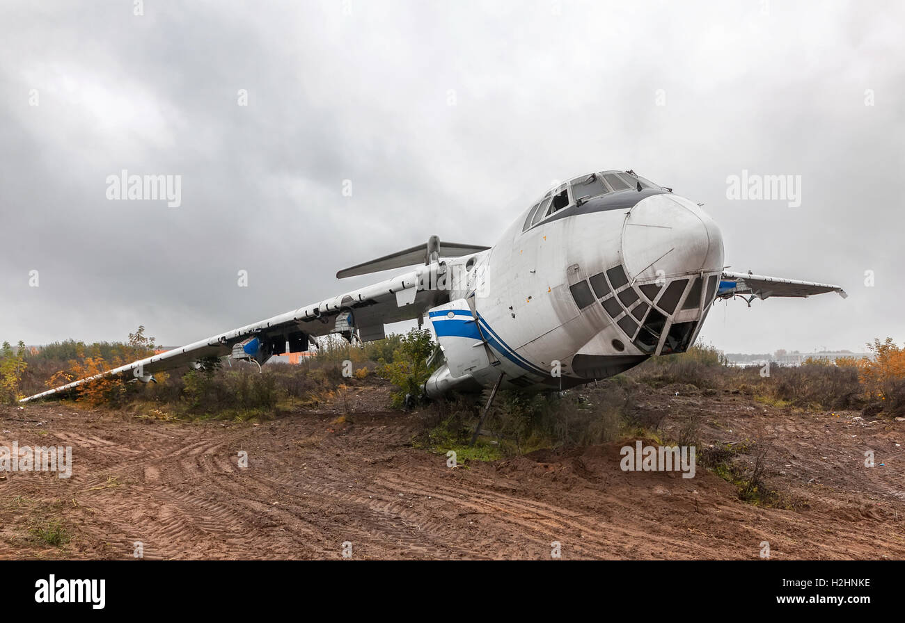 Damage aircraft hi-res stock photography and images - Alamy