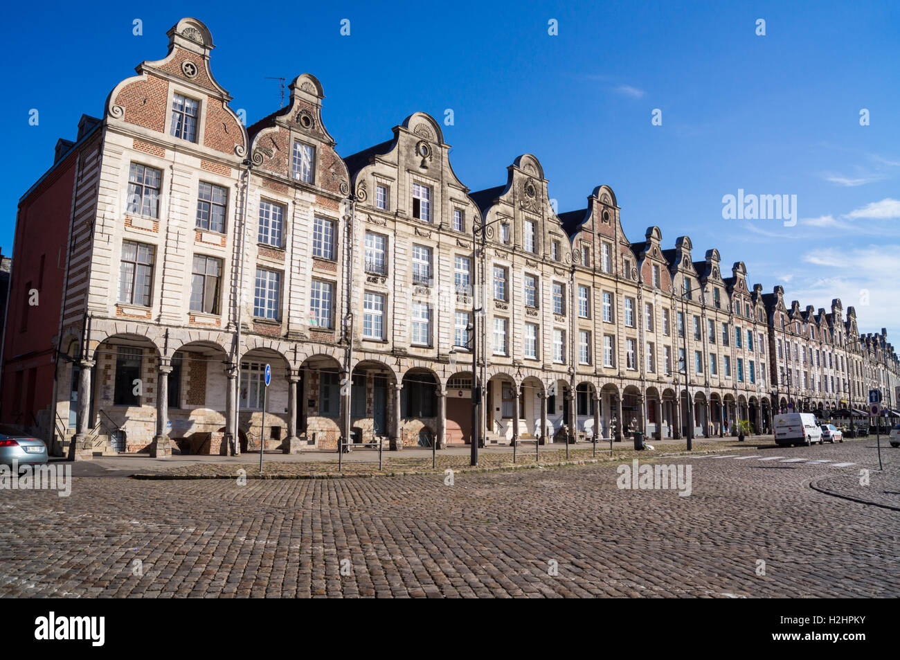 Arras historic buildings hi-res stock photography and images - Alamy