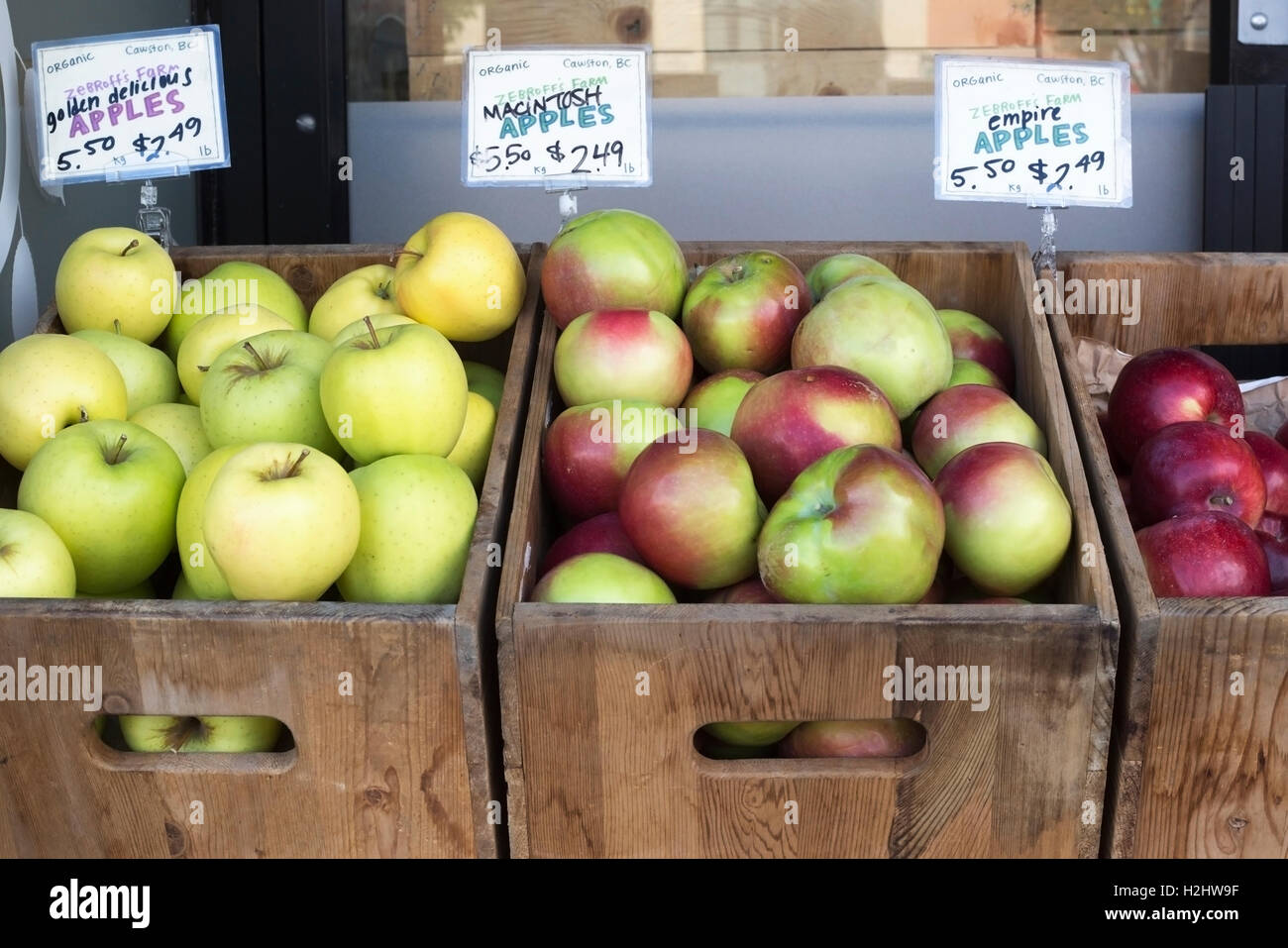 Organic apple varieties grown in British Columbia for sale at Calgary ...