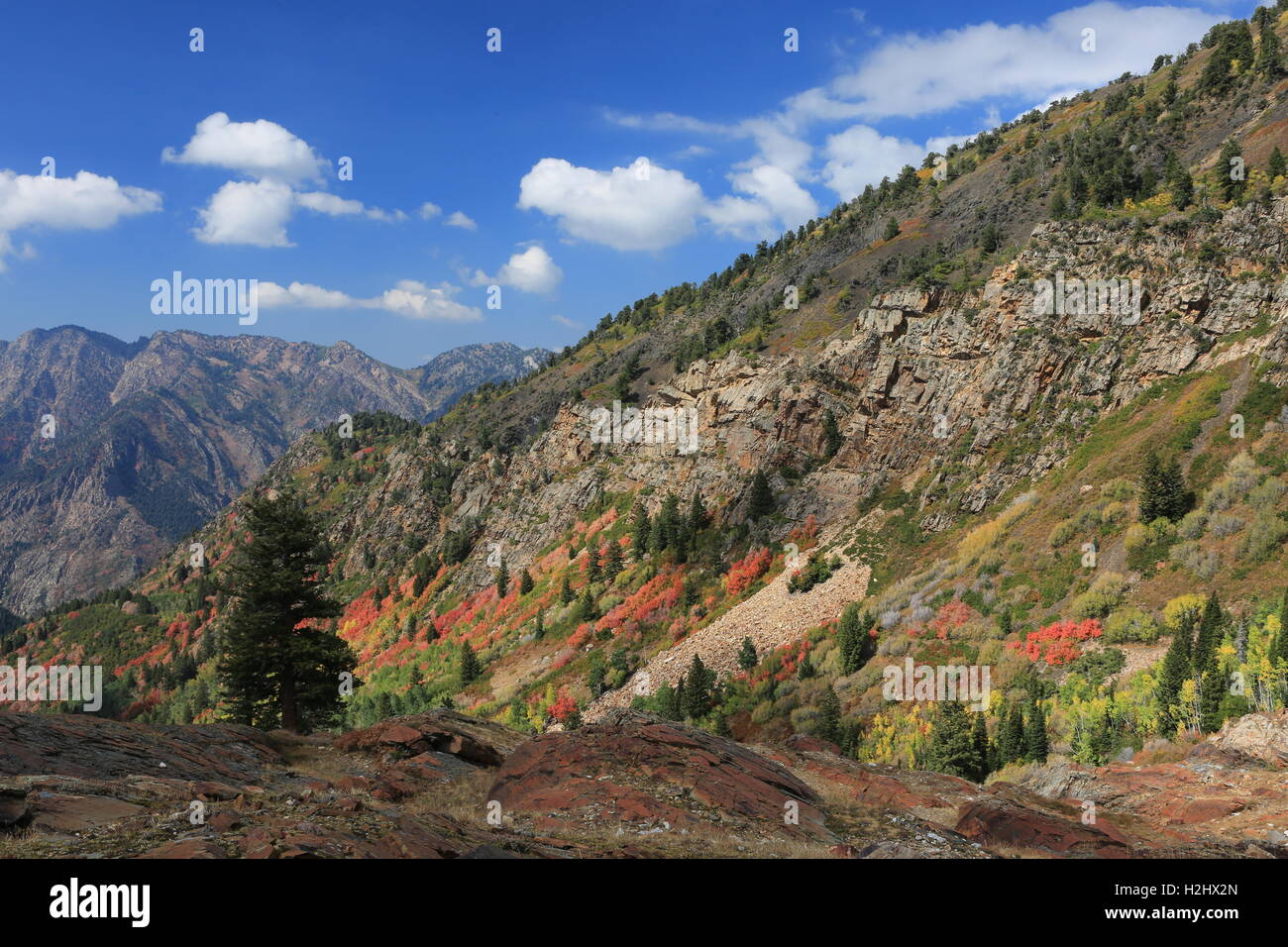 Fall mountains hi-res stock photography and images - Alamy