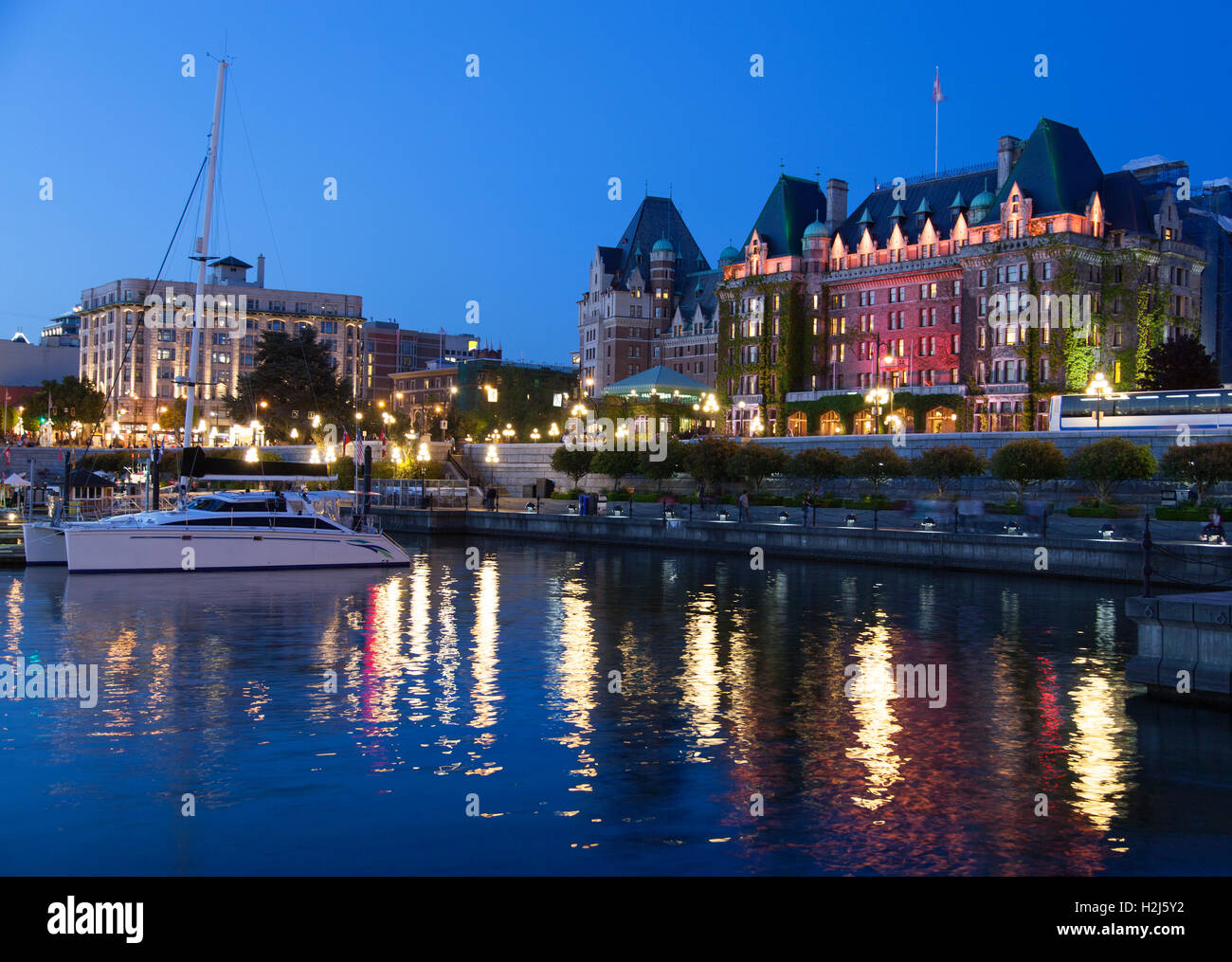 Victoria city lights at night (British Columbia, Canada Stock Photo - Alamy