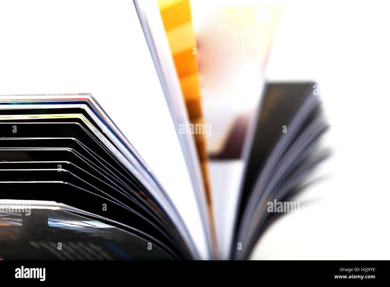 Old magazine sheets pile hi-res stock photography and images - Alamy