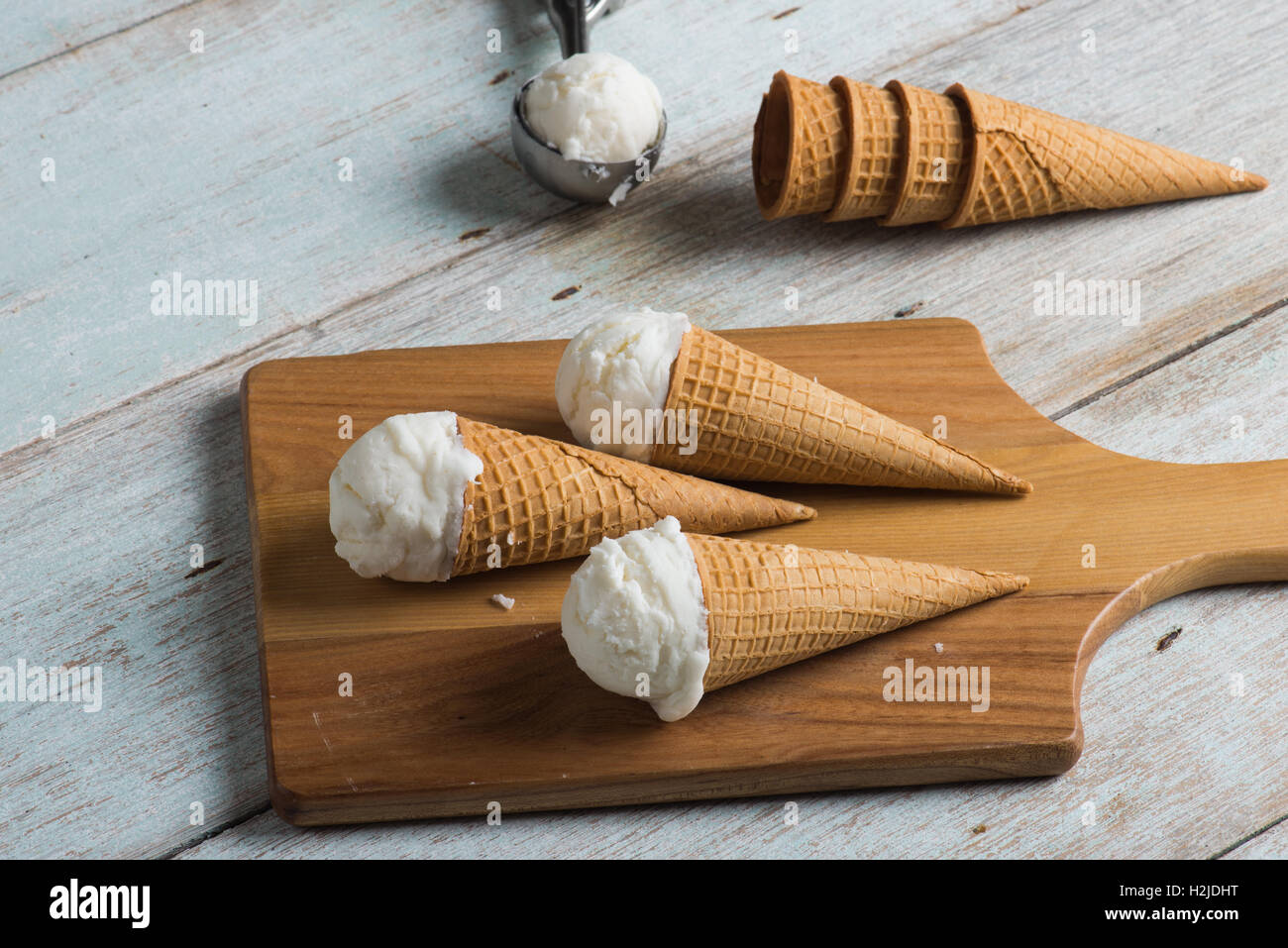 ice cream preparation Stock Photo - Alamy