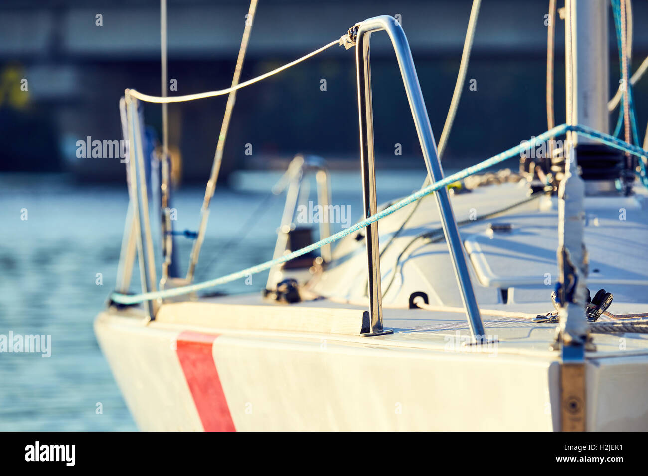 Yacht sailing spinnakers hi-res stock photography and images - Alamy