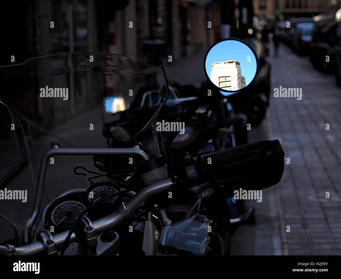 Tall Mirrors High Resolution Stock Photography and Images - Alamy