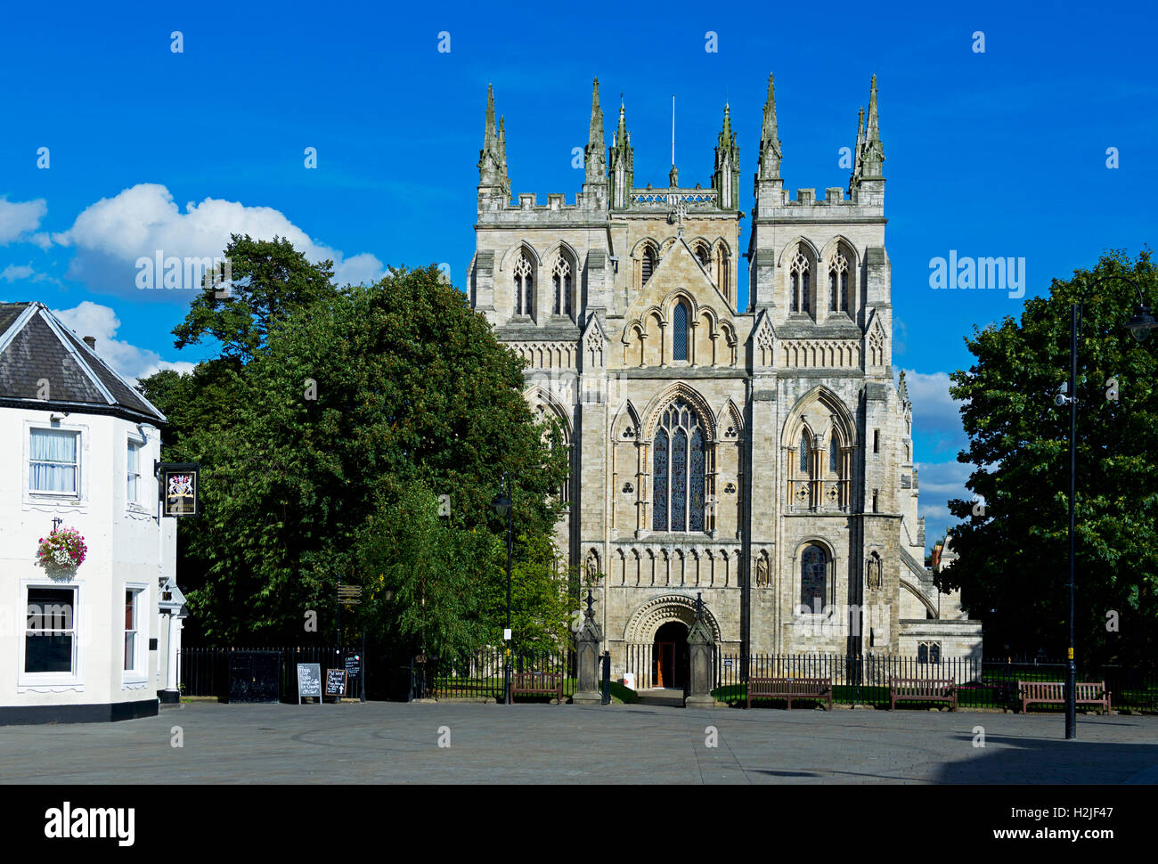 Selby Abbey, North Yorkshire, England UK Stock Photo - Alamy