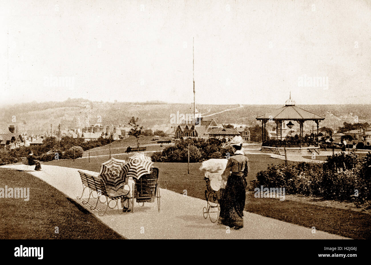 Chatham kent 1900s hi-res stock photography and images - Alamy
