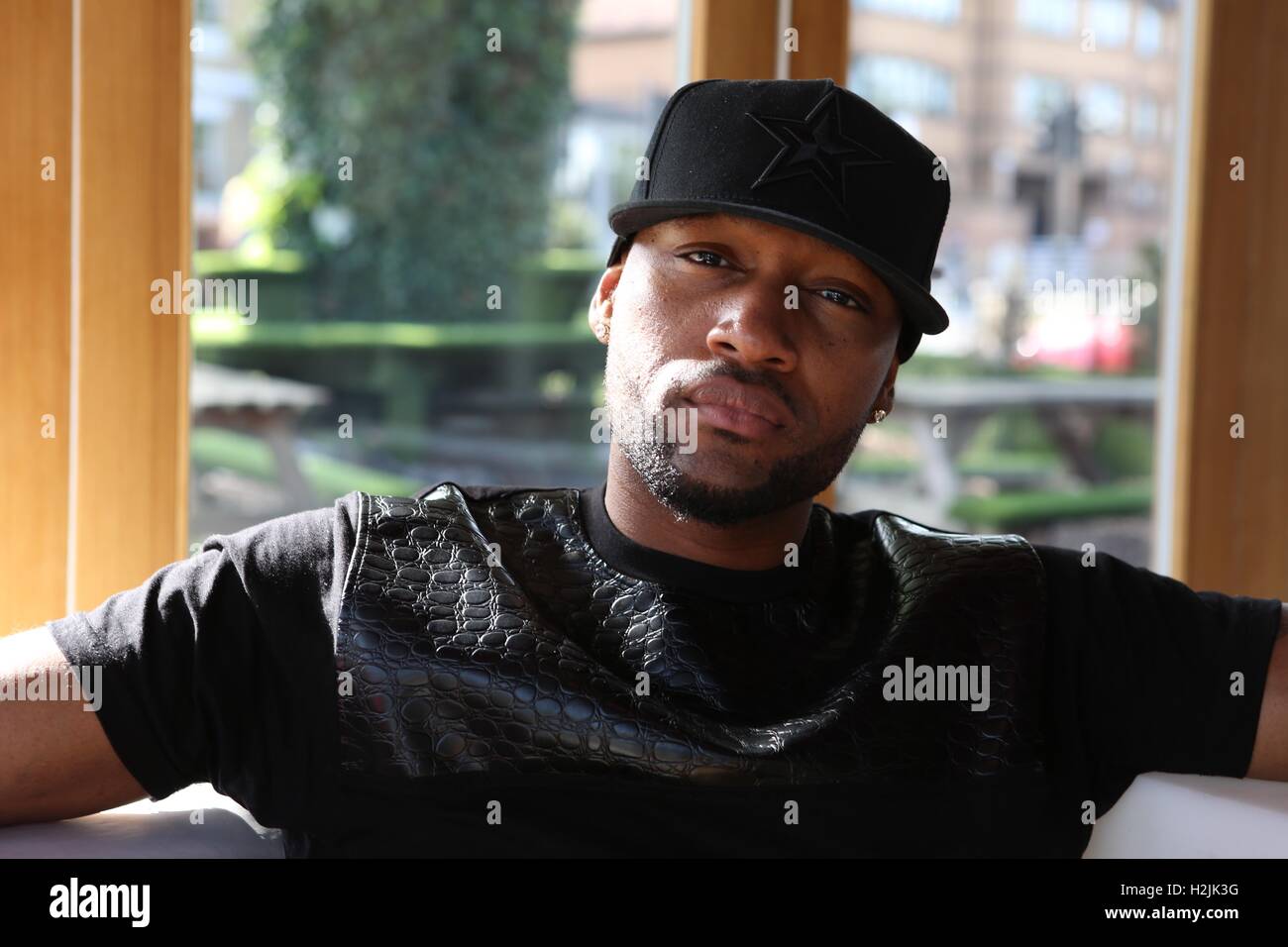 Lipstick Ladies Filming for Reality TV Stock Photo - Alamy