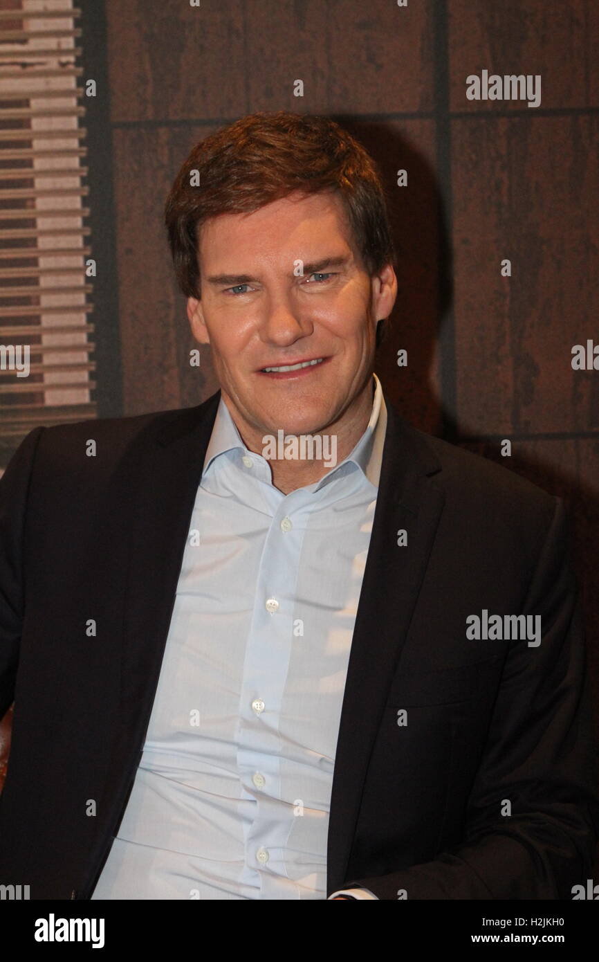 German businessmen at VOX TV show 'Die Höhle der Löwen'. Featuring ...