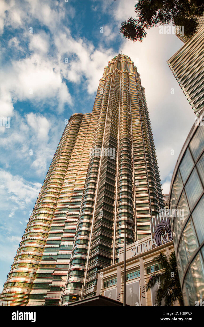 Petronas tower observation deck hi-res stock photography and images - Alamy