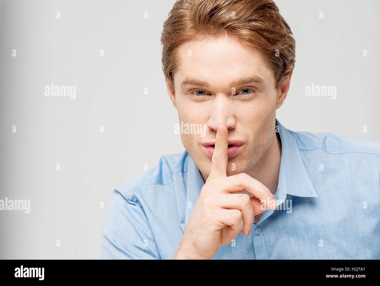 Silence gesture, shhhhh! Stock Photo - Alamy