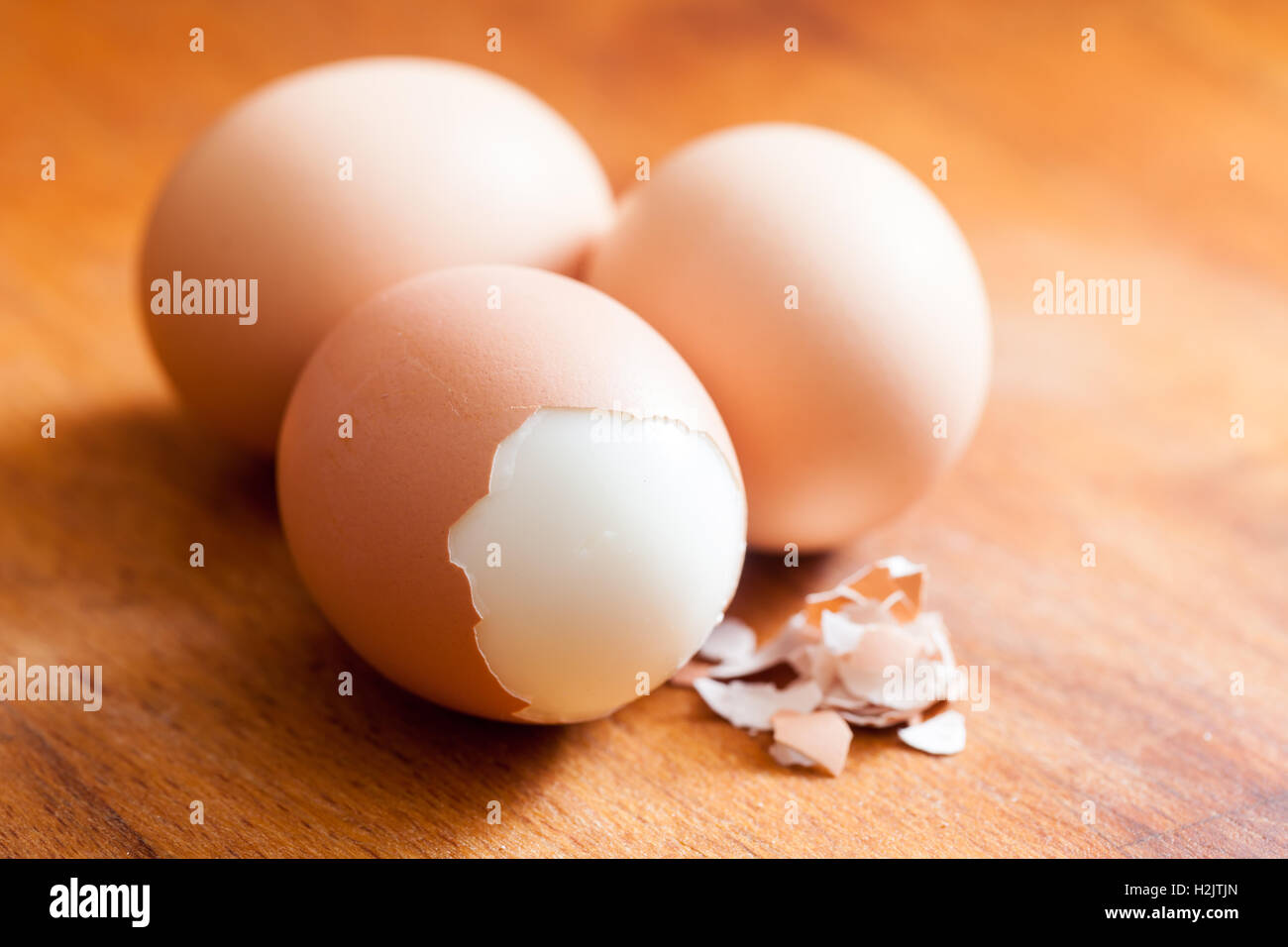 Hard boiled eggs with cracked shell Stock Photo - Alamy
