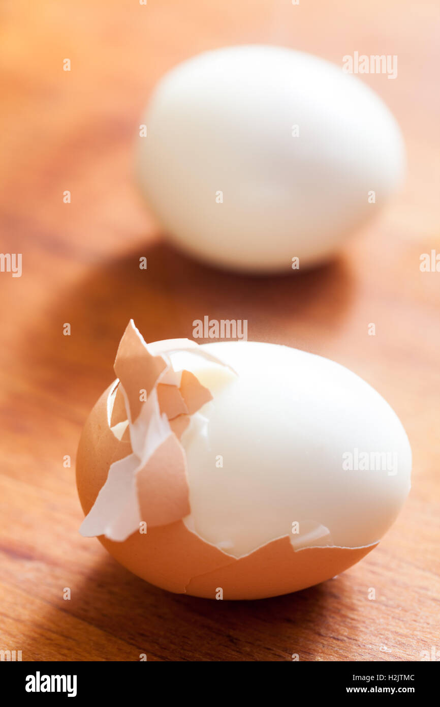 Hard boiled eggs with cracked shell Stock Photo - Alamy